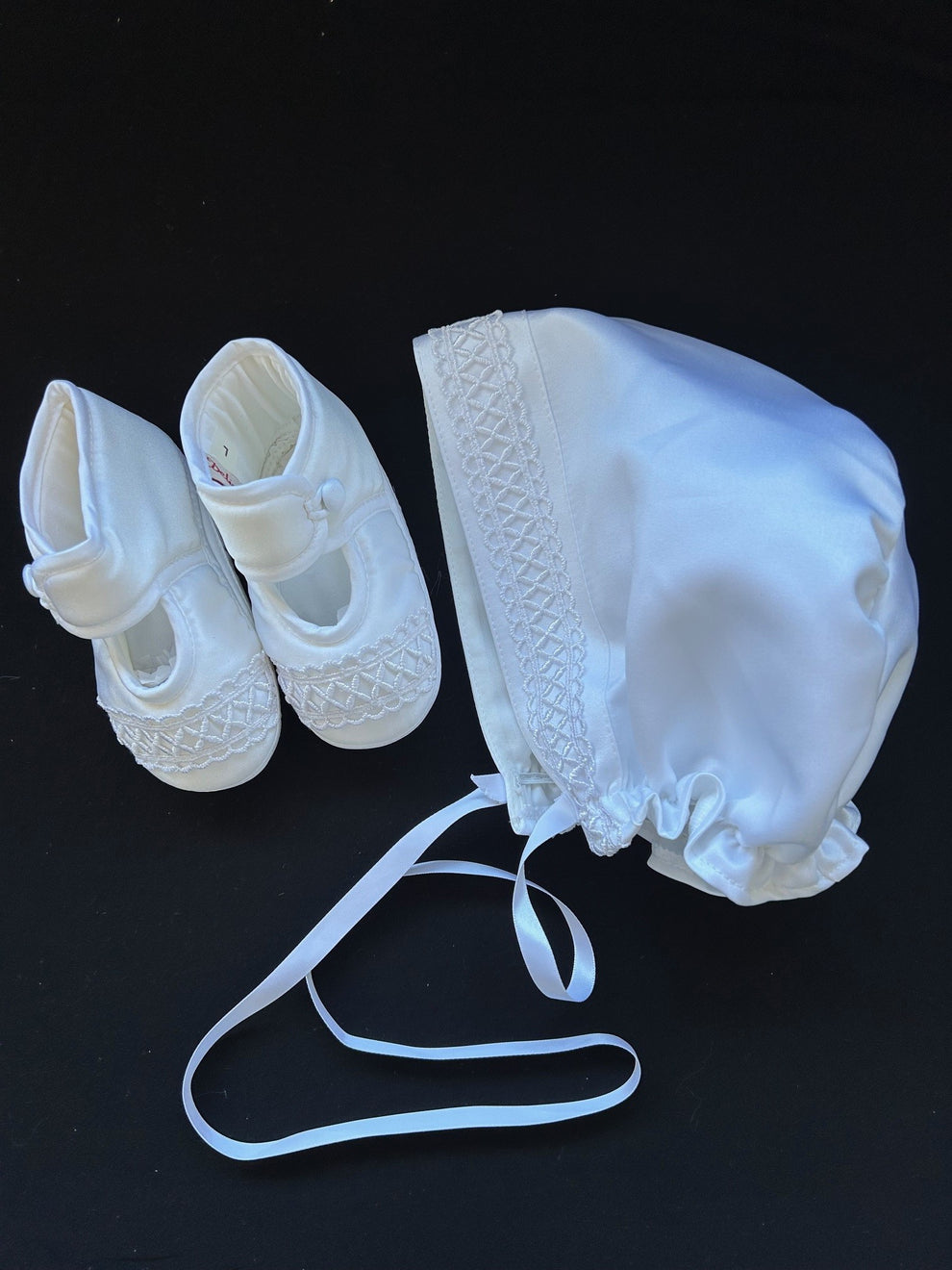 Booties and Bib Boxed Set – Little Angels Couture